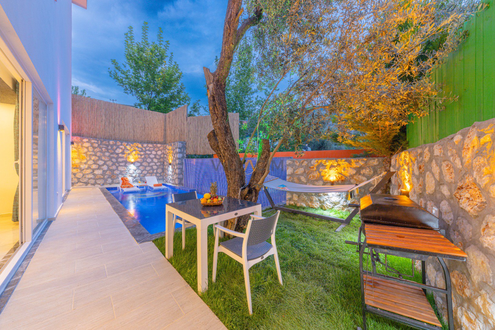 Suit Suvari Duo, Villacim.co.uk