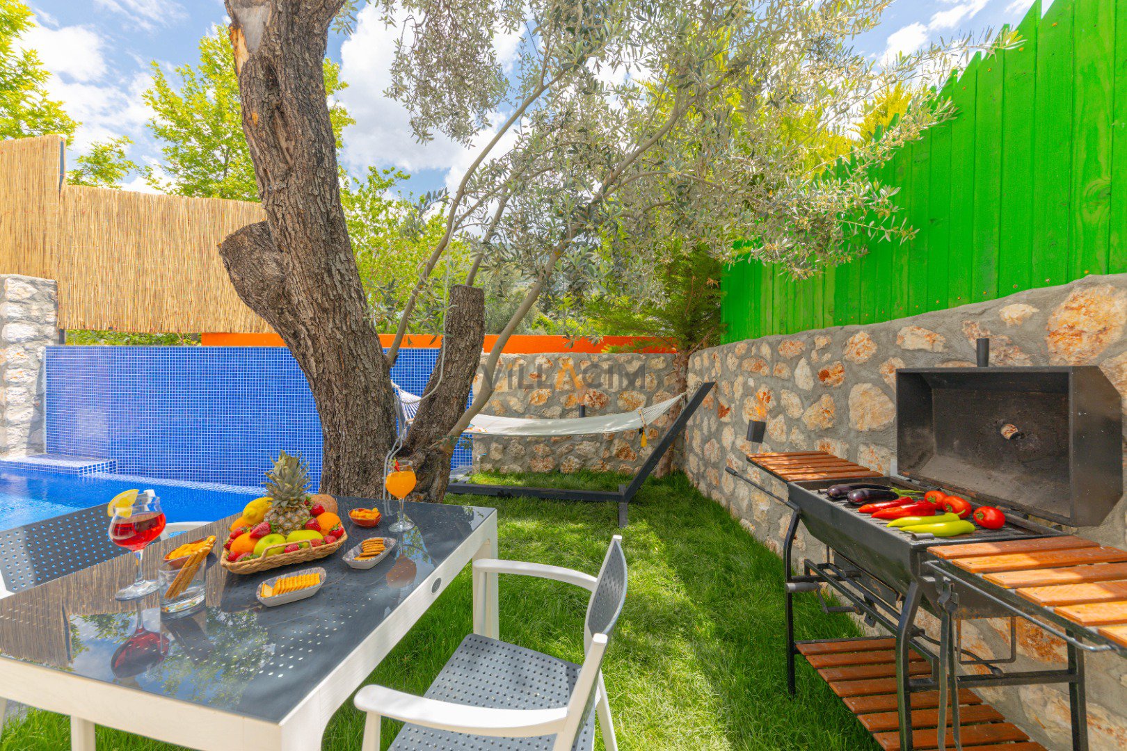 Suit Suvari Duo, Villacim.co.uk