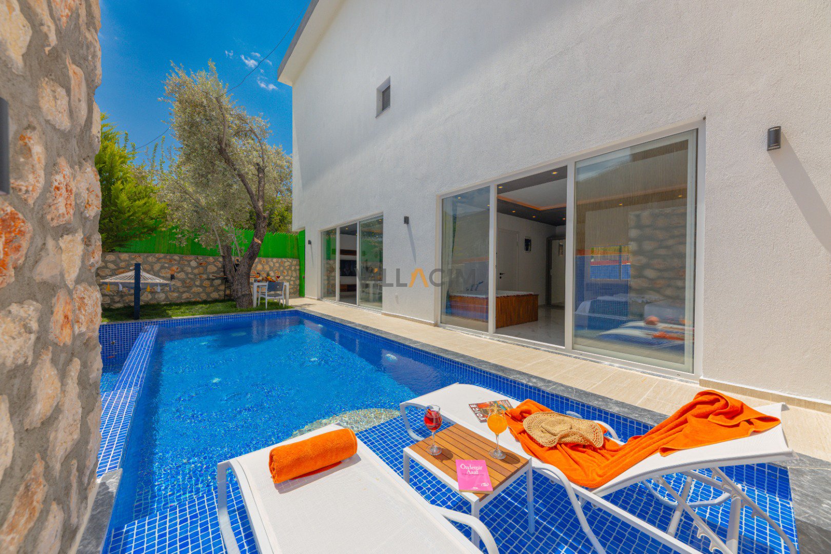 Suit Suvari Duo, Villacim.co.uk